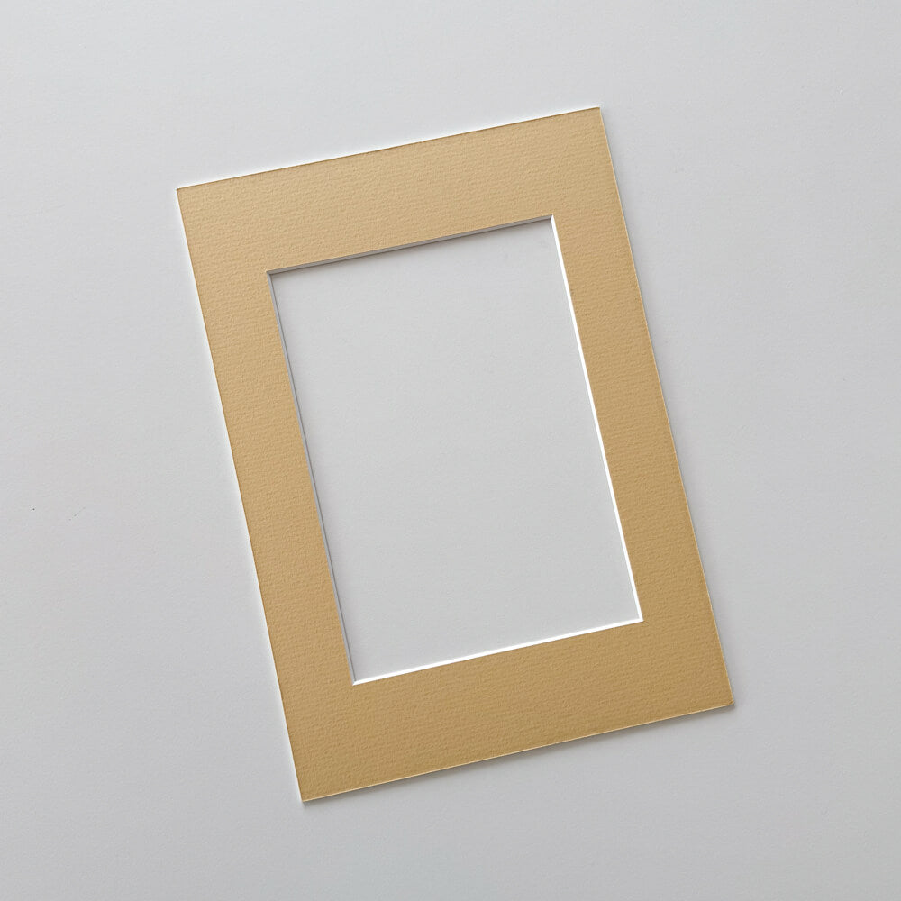 Yellow passepartout / mat / mount - Custom size | PlakatKunst.com